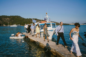 Καλοκαιρινος γαμος στο νησακι του ερωτα | Αθηνα & Ηλιας - Love4Weddings