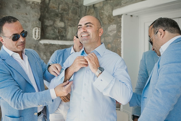 Γαμος σε παραλια στη Μυκονο | Helena & Andre - Love4Weddings