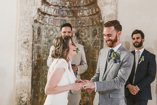 Ρομαντικός γάμος στο Ρέθυμνο | Yelena & Liam - Love4Weddings