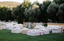 Γαμος στο κτημα Οριζοντες με αρωμα Ινδιας - Love4Weddings
