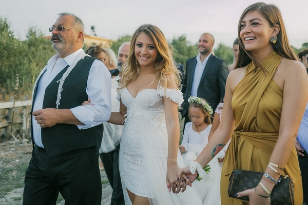 Ρομαντικός γάμος στα Χανιά | Χρυσάνθη & Γιάννης - Love4Weddings