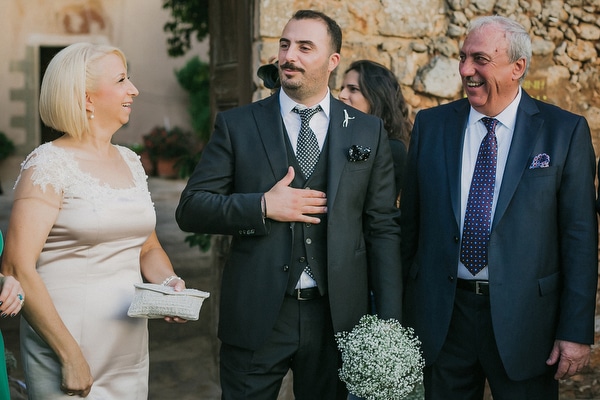 Ρομαντικός γάμος στα Χανιά | Χρυσάνθη & Γιάννης - Love4Weddings