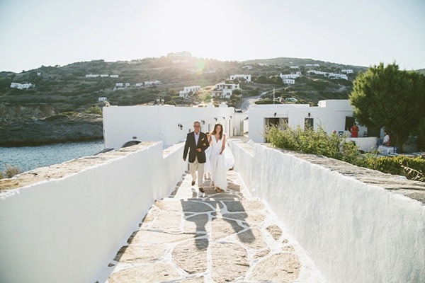 Destination γάμος στη Σίφνο | Κατερίνα & Tom - Love4Weddings
