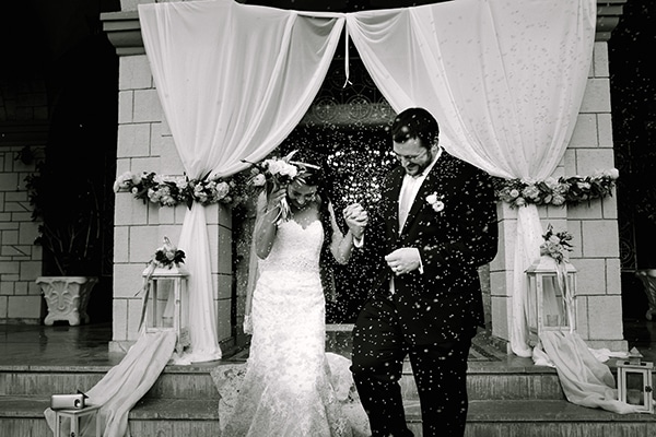 Ρομαντικός γάμος στο Ναύπλιο - Love4Weddings