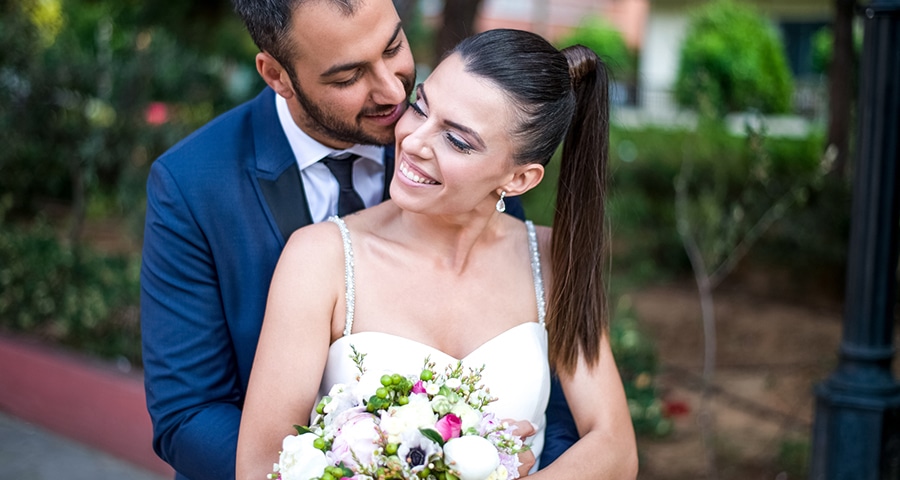 Simple chic γαμος με αποχρωσεις του λευκου και του σαπιου μηλου ...