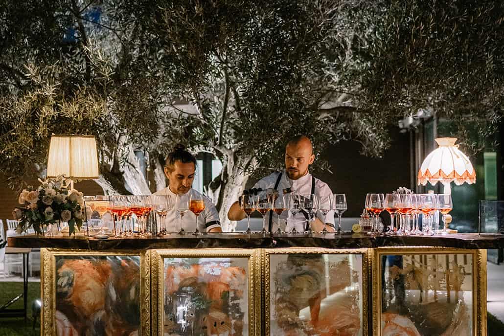 Επιλέξτε τους The Spiritualist – Rolling Bar για να απογειώσετε το ...