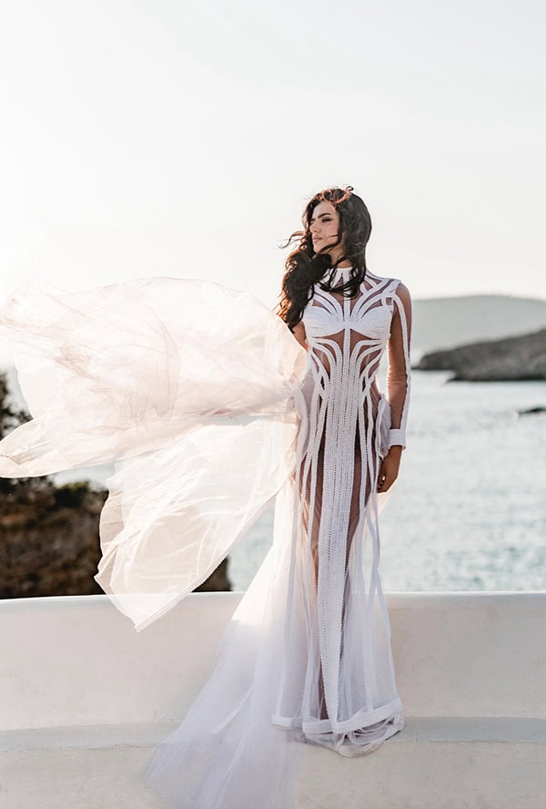 Stylish νυφικά απο Atelier Zolotas για μια ξεχωριστή νυφική εμφάνιση ...
