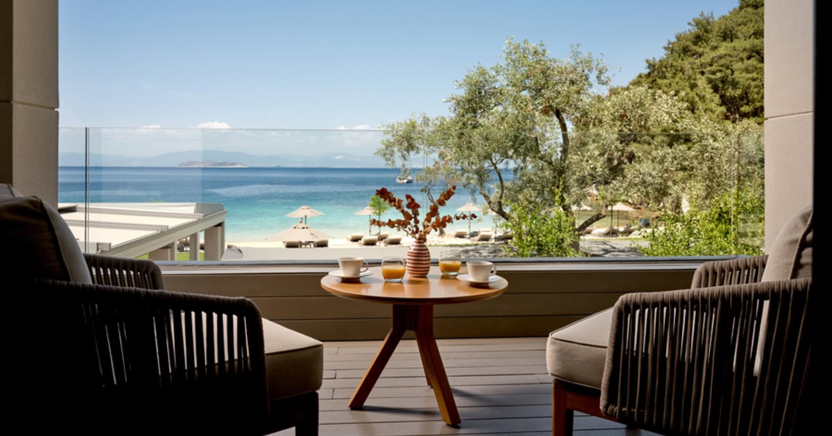 Ρομαντική απόδραση για honeymoon στο μαγευτικό Vathi Cove στη Θάσο ...